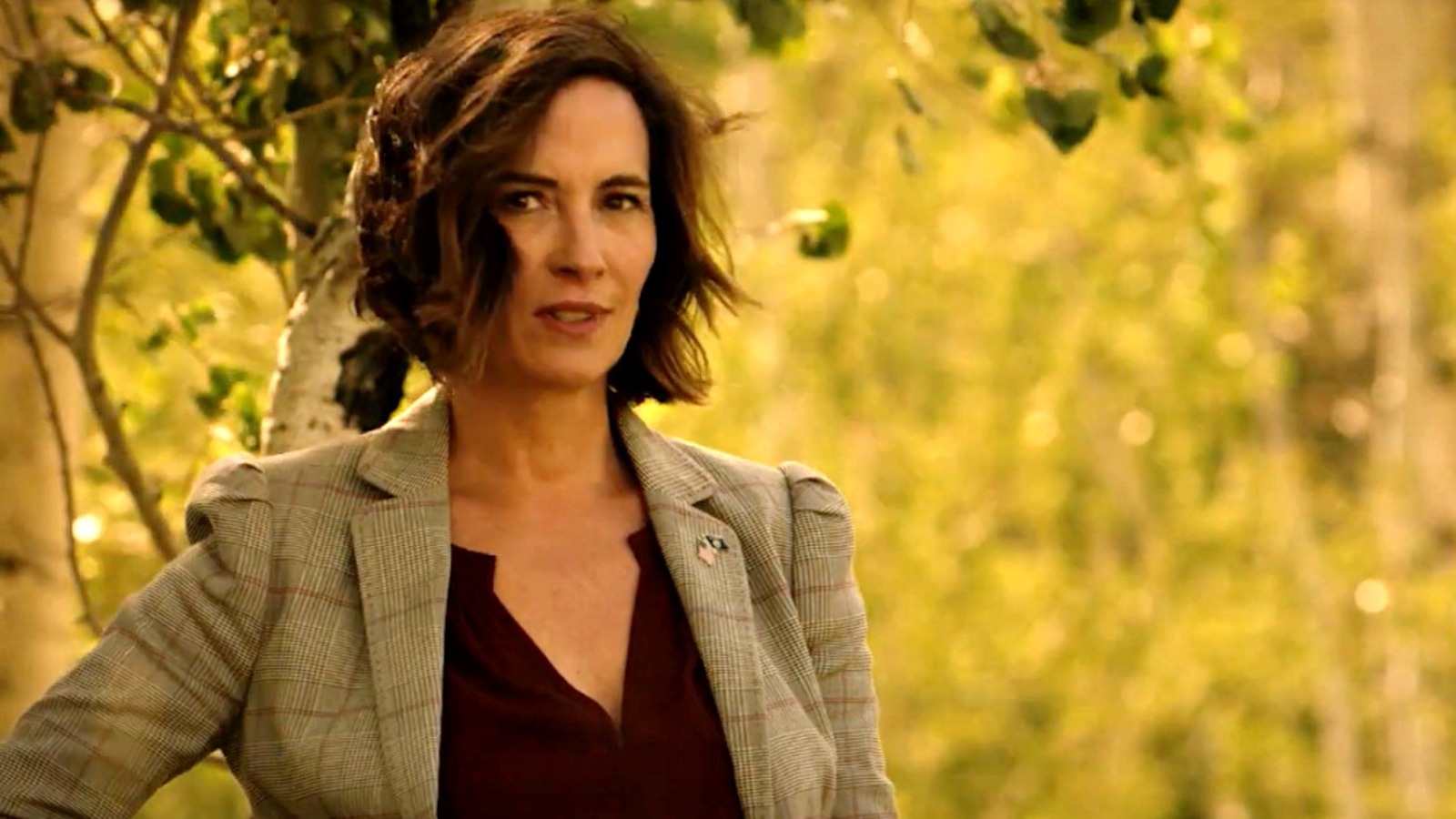 Lynelle Perry from Yellowstone Stuns with Her Real-Life Beauty